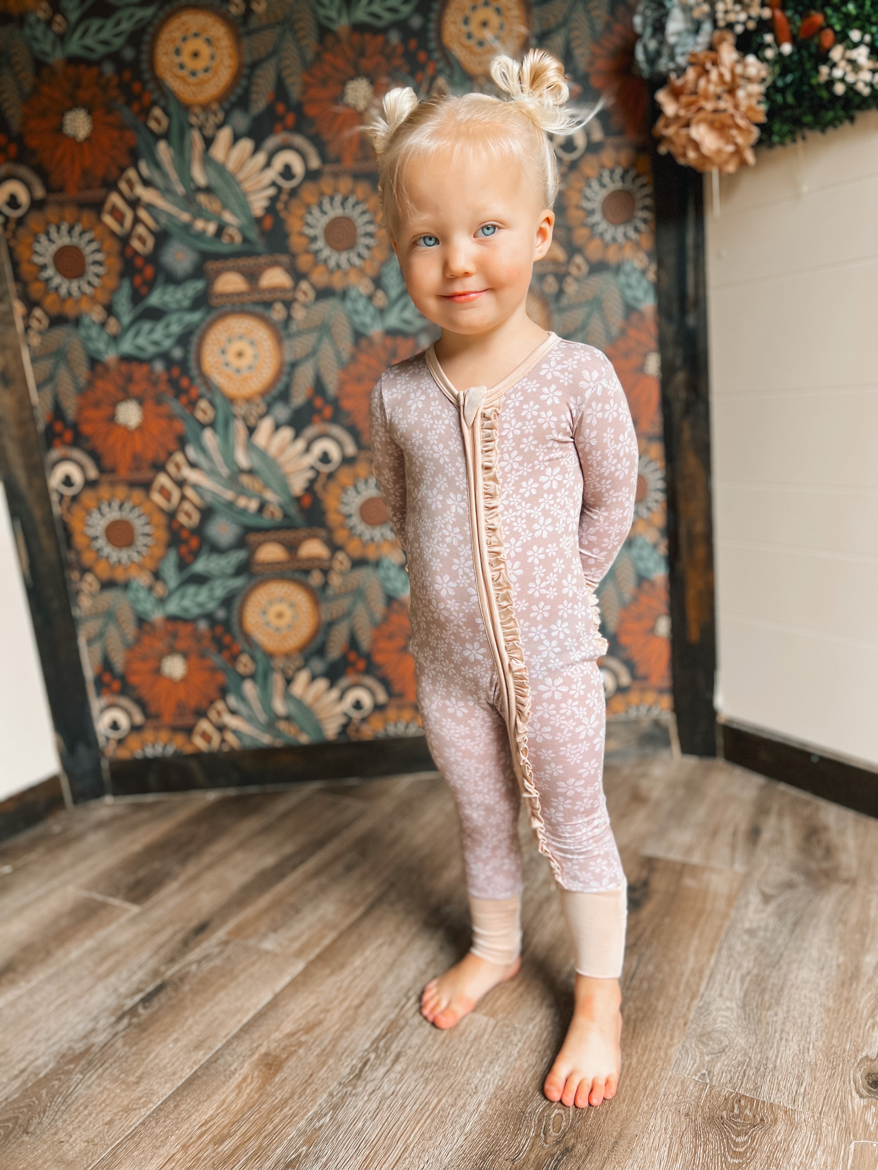 Bamboo Mocha Floral Ruffle Zippy – O&P Collective LLC